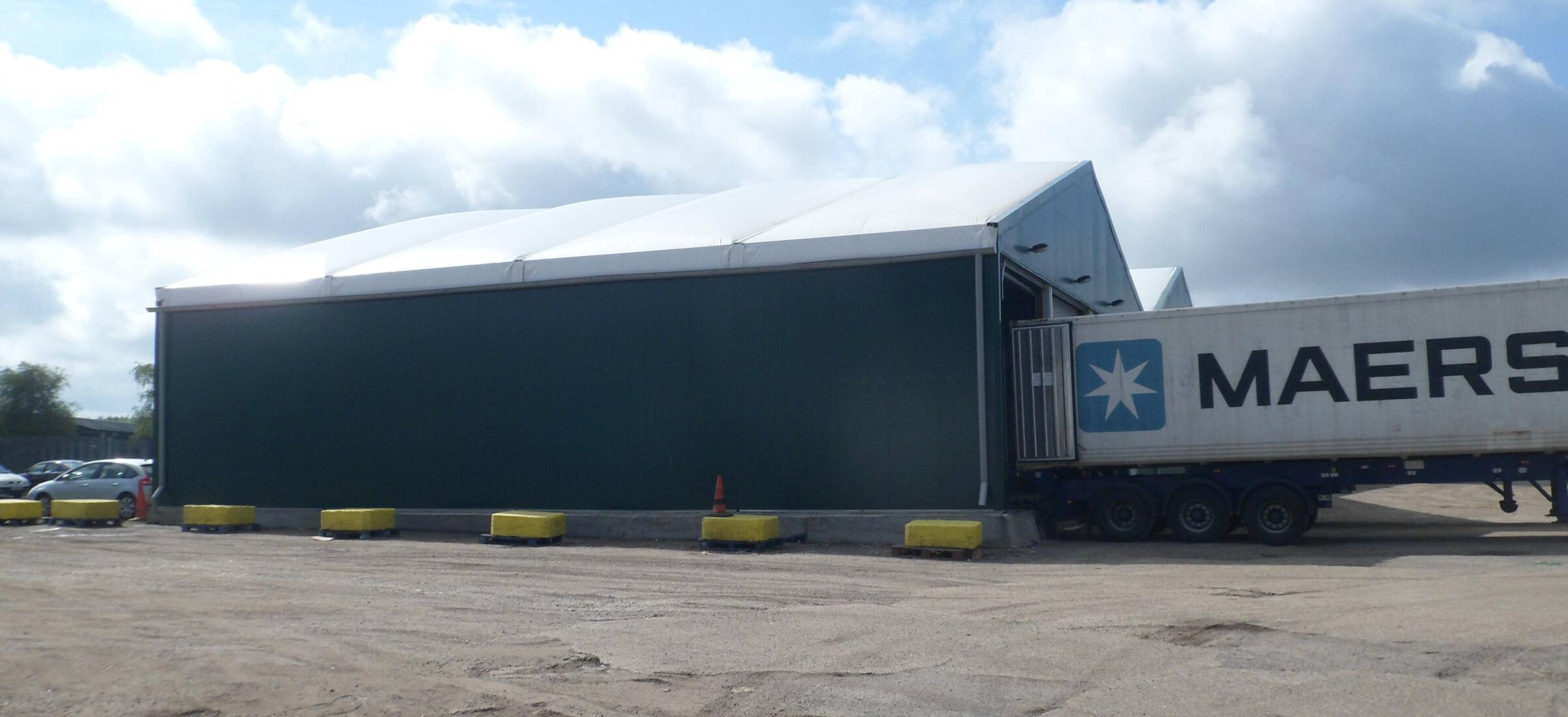 Which Industries Use Insulated Temporary Warehouses? | Spaciotempo