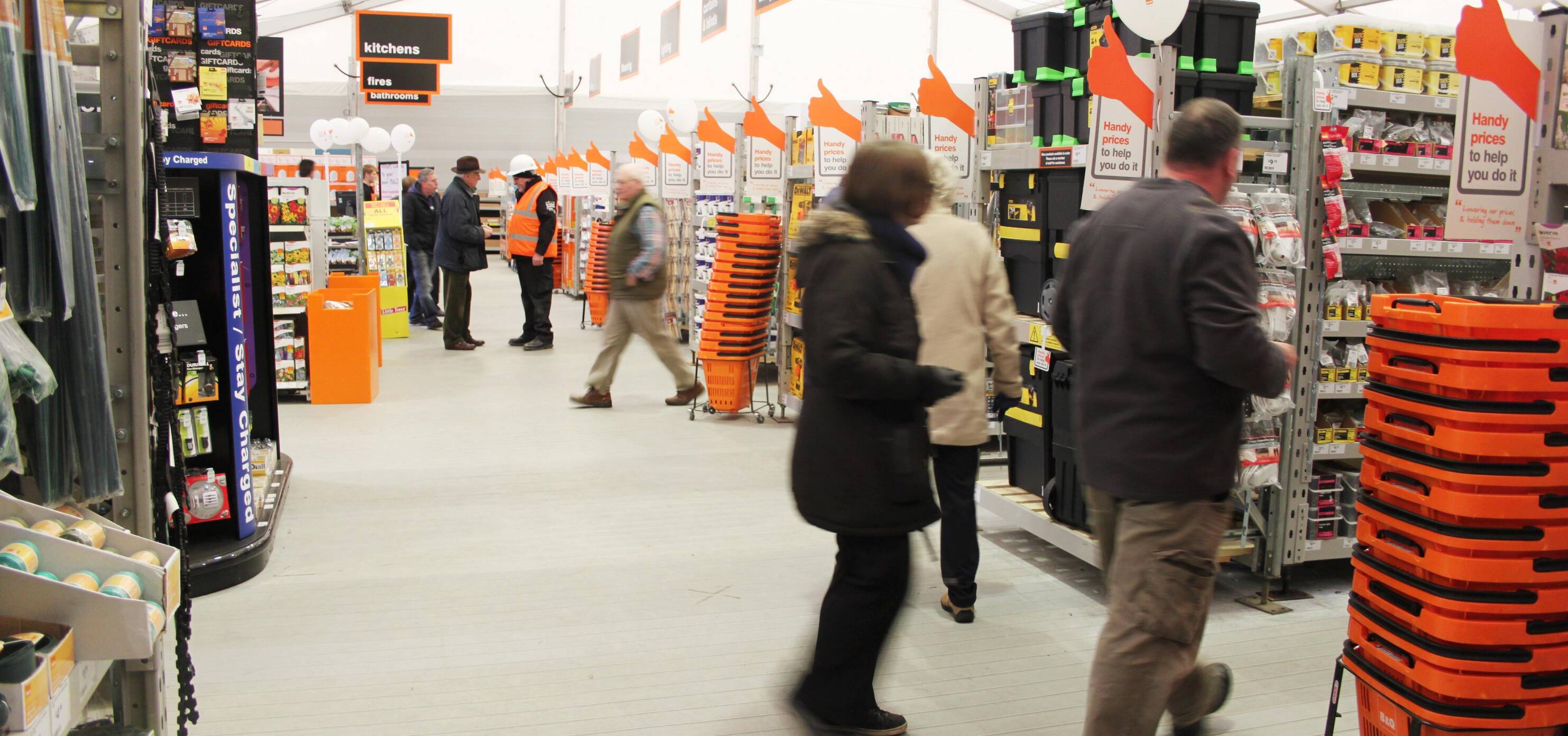 Temporary Commercial Buildings For Retail | Spaciotempo